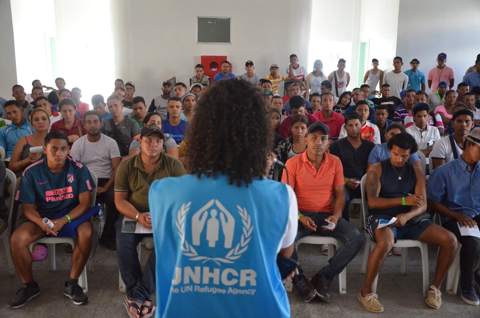 Conheça a estratégia que já transformou a vida de 50 mil refugiados e ...
